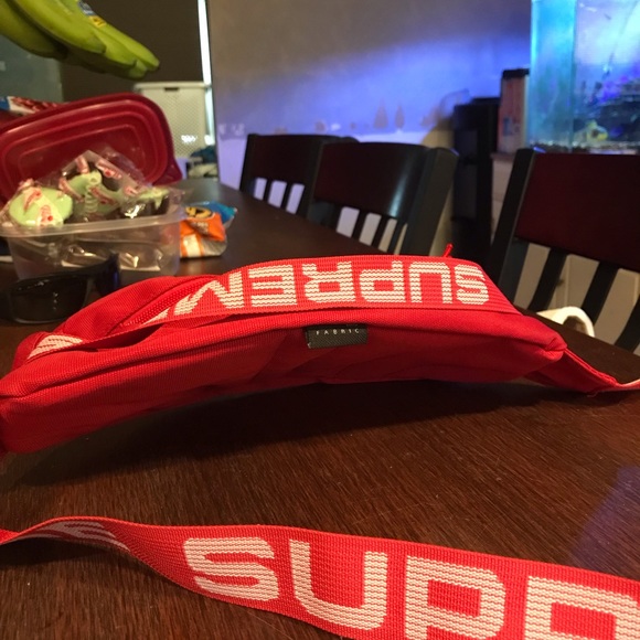 Supreme | Bags | Supreme Phanny Pack | Poshmark